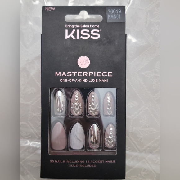 Kiss | Makeup | Kiss Masterpiece One Of A Kind Luxe Mani Press Ons New ...